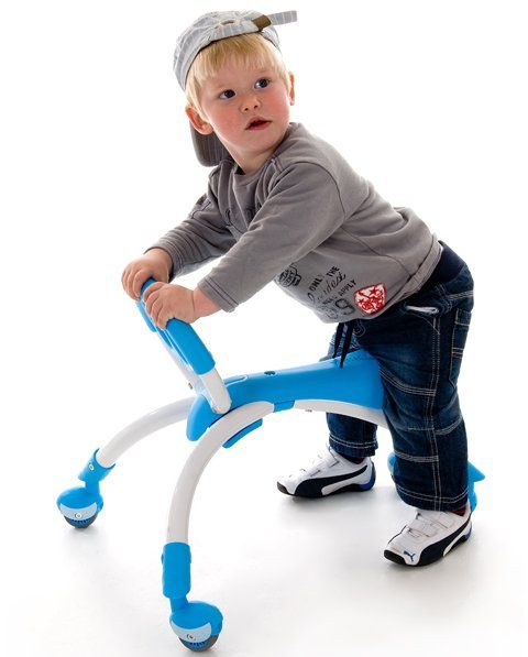 Pewi Blue Ride-On - Toys & Co.