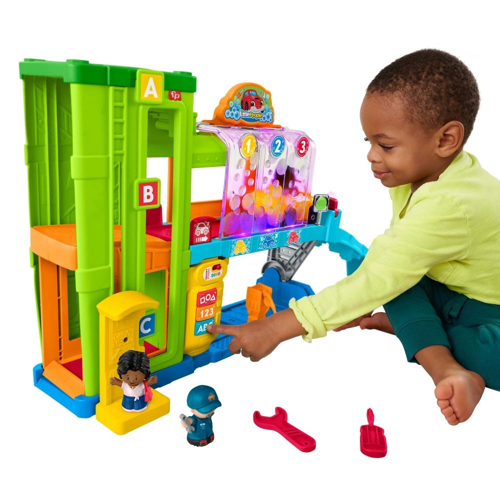 Light Up Learning Garage - Toys & Co.
